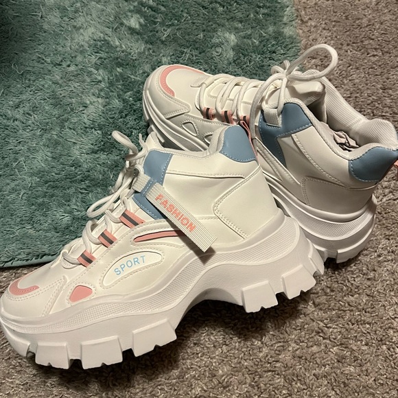 SHEIN | Shoes | Brand New Chunk Dad Sneakers | Poshmark